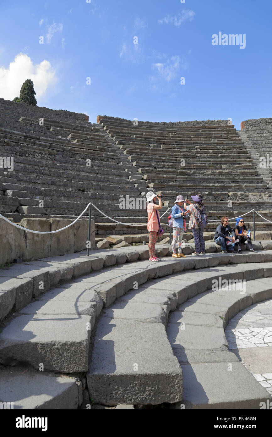 Small theatre hi-res stock photography and images - Alamy