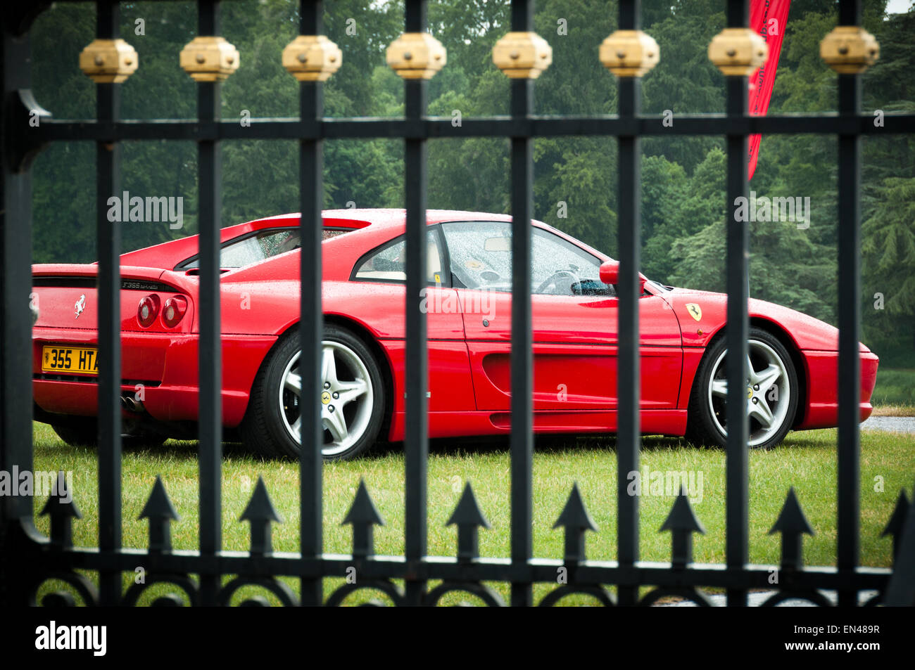 Ferrari F355 Stock Photos & Ferrari F355 Stock Images - Alamy