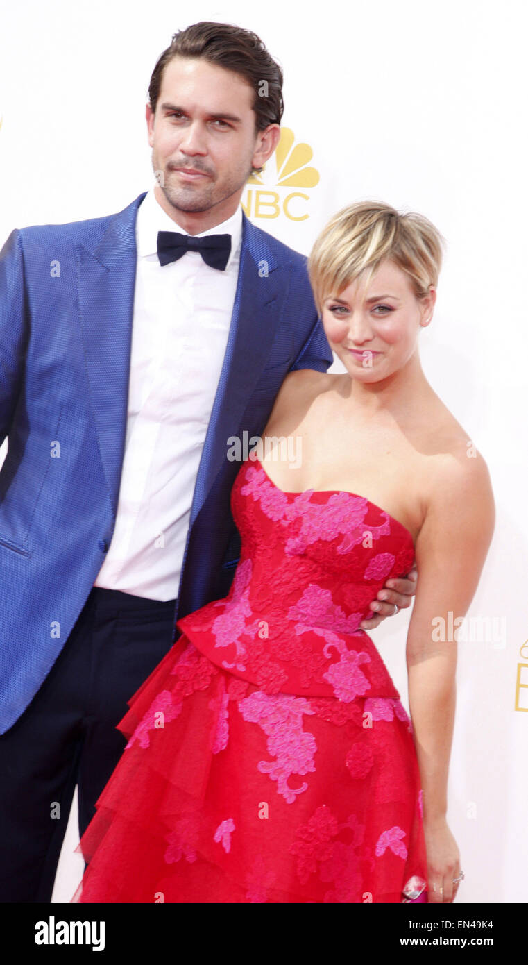 Kaley Cuoco-Sweeting and Ryan Sweeting Stock Photo - Alamy