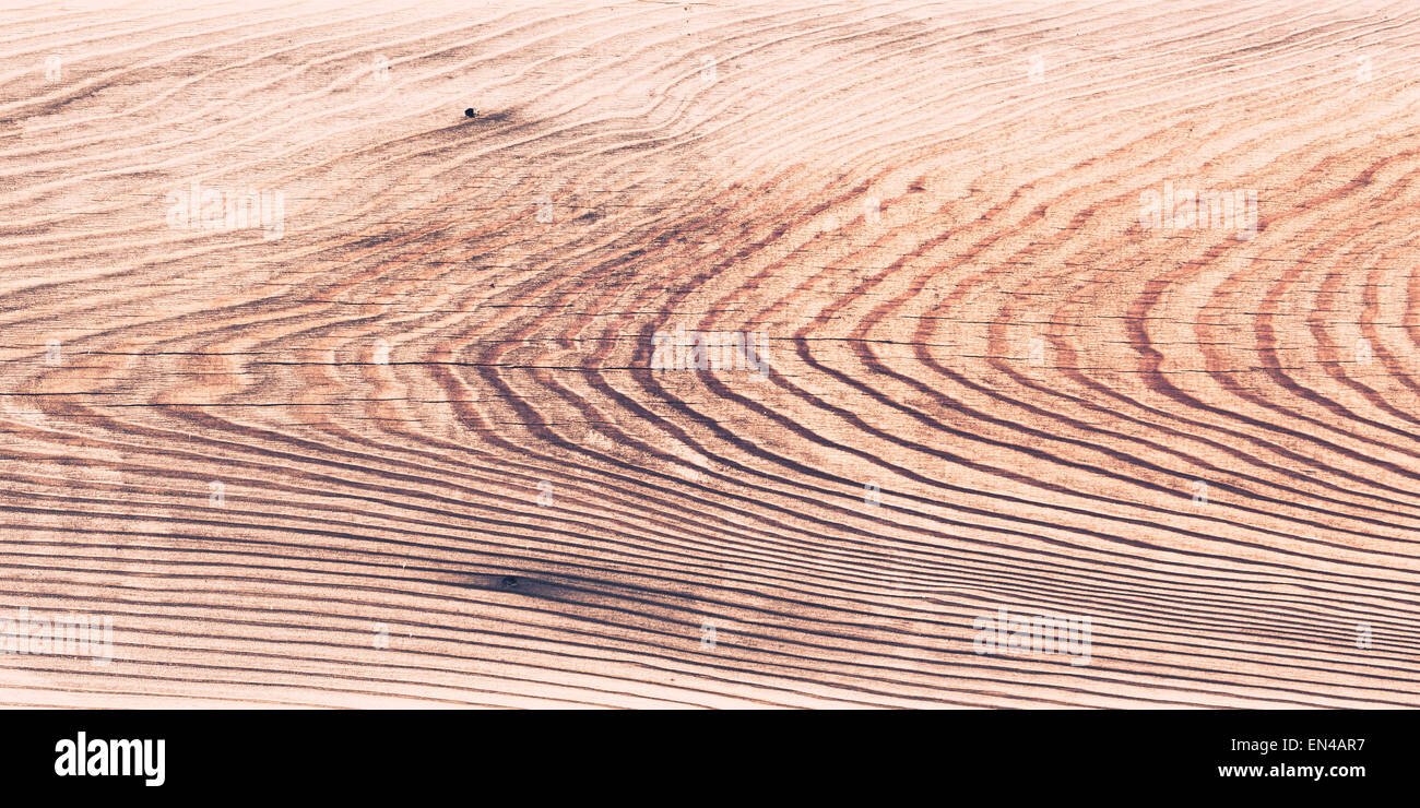 Detailed pattern of a plank of wood as a background image Stock Photo ...