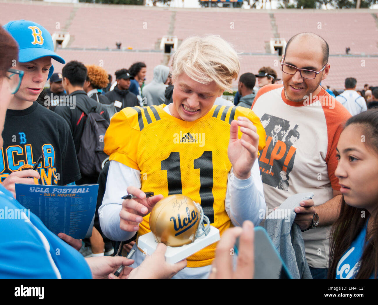 Pasadena, CA. 25th Apr, 2015. UCLA quarterback (11) Jerry Neuheisel ...