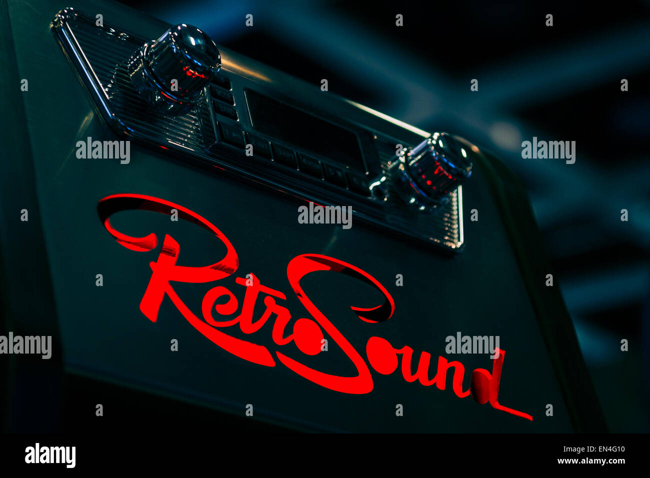 Modern radio hi-res stock photography and images - Alamy