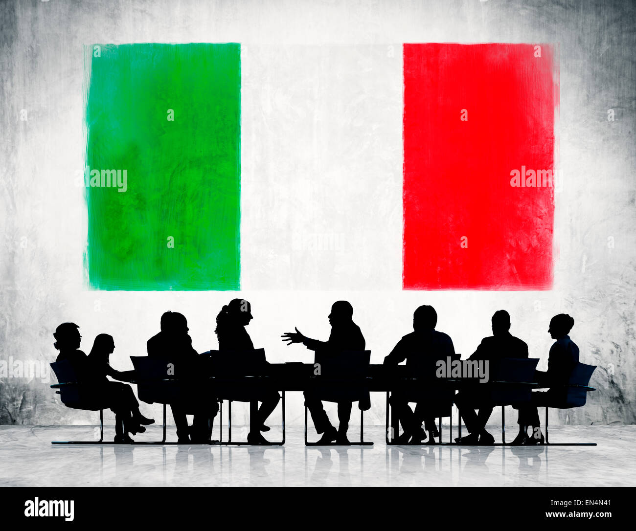 Italian flag and a group of business people Stock Photo - Alamy
