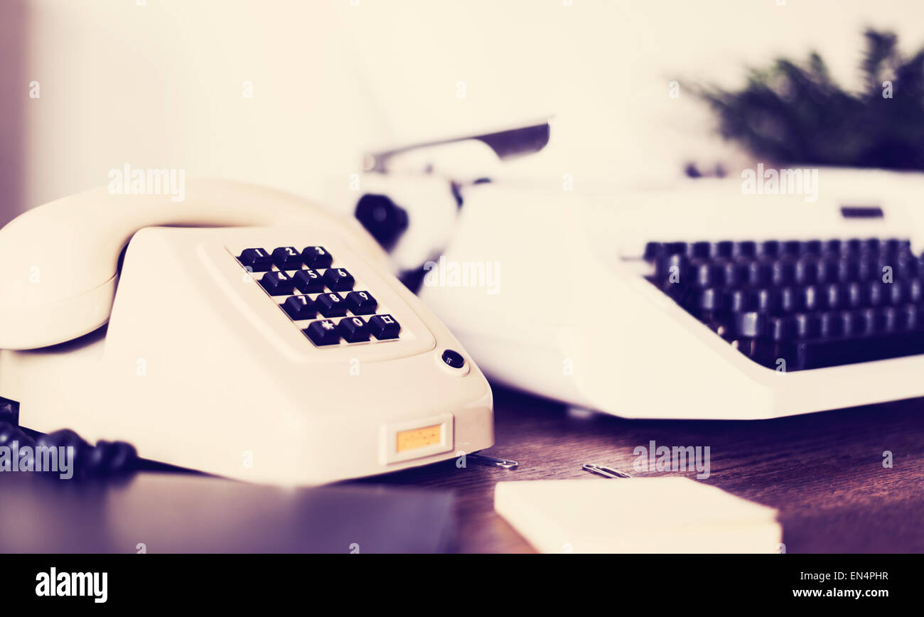 Retro office desk Stock Photo - Alamy