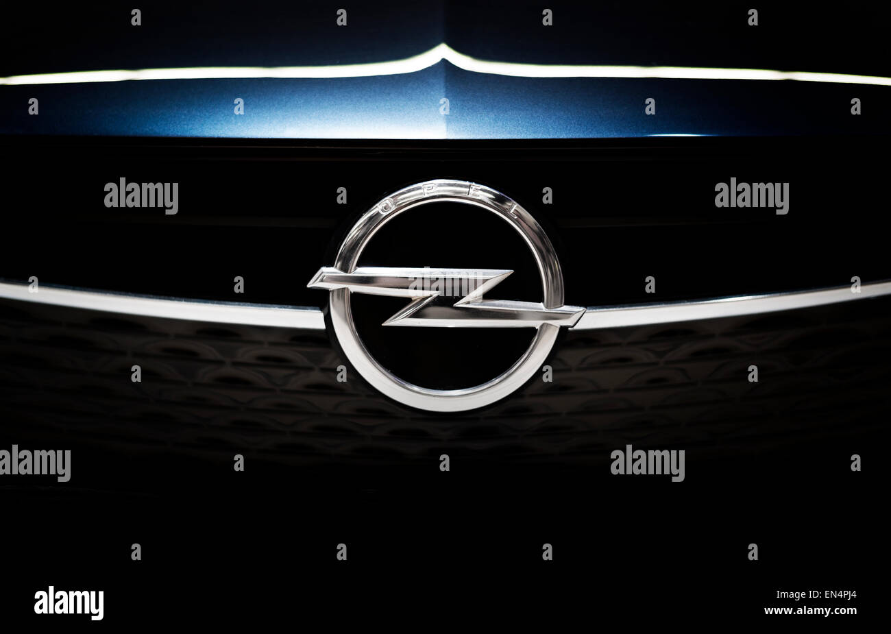 Opel logo hi-res stock photography and images - Alamy