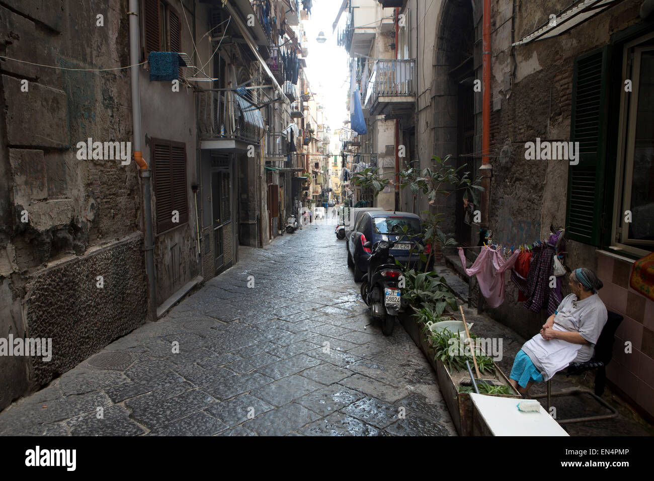 Naples streets hi-res stock photography and images - Alamy