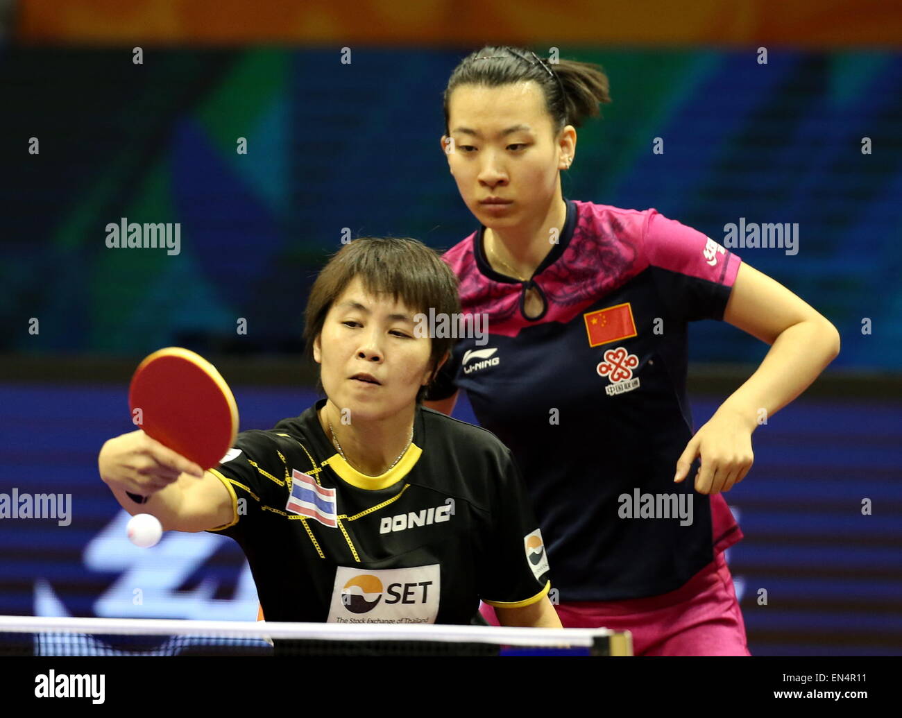 Suzhou, China's Jiangsu Province. 28th Apr, 2015. China's Li Xiaodan(R ...