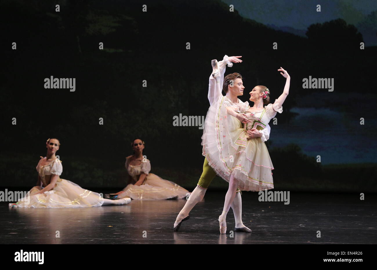 Royal Ballet Principal Dancers High Resolution Stock Photography and ...