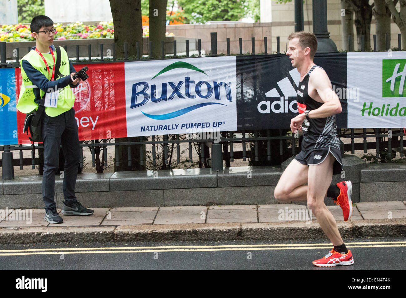 Elite runners, running at the 2015 Virgin Money London Marathon Stock ...