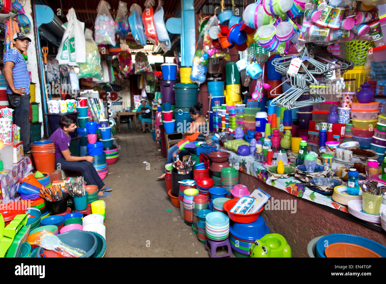 Poor quality goods hi-res stock photography and images - Alamy