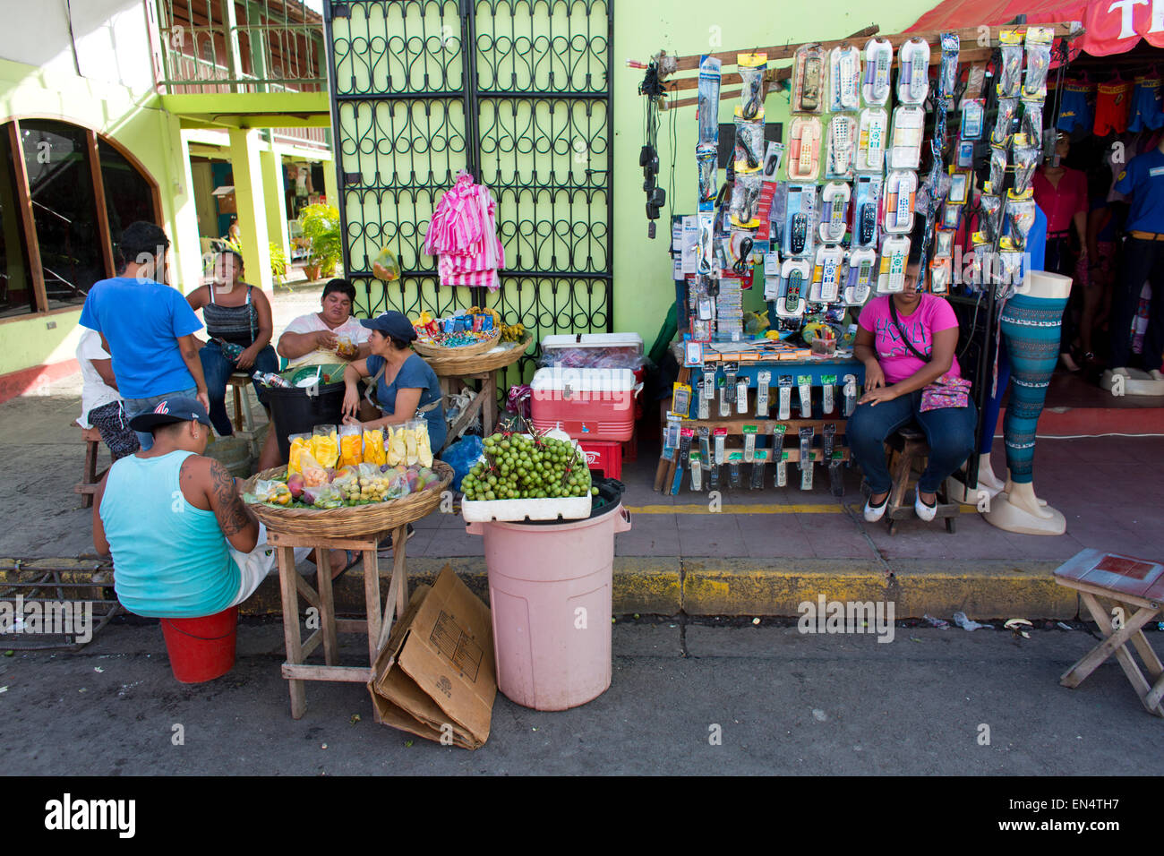 Poor quality clothes hi-res stock photography and images - Alamy