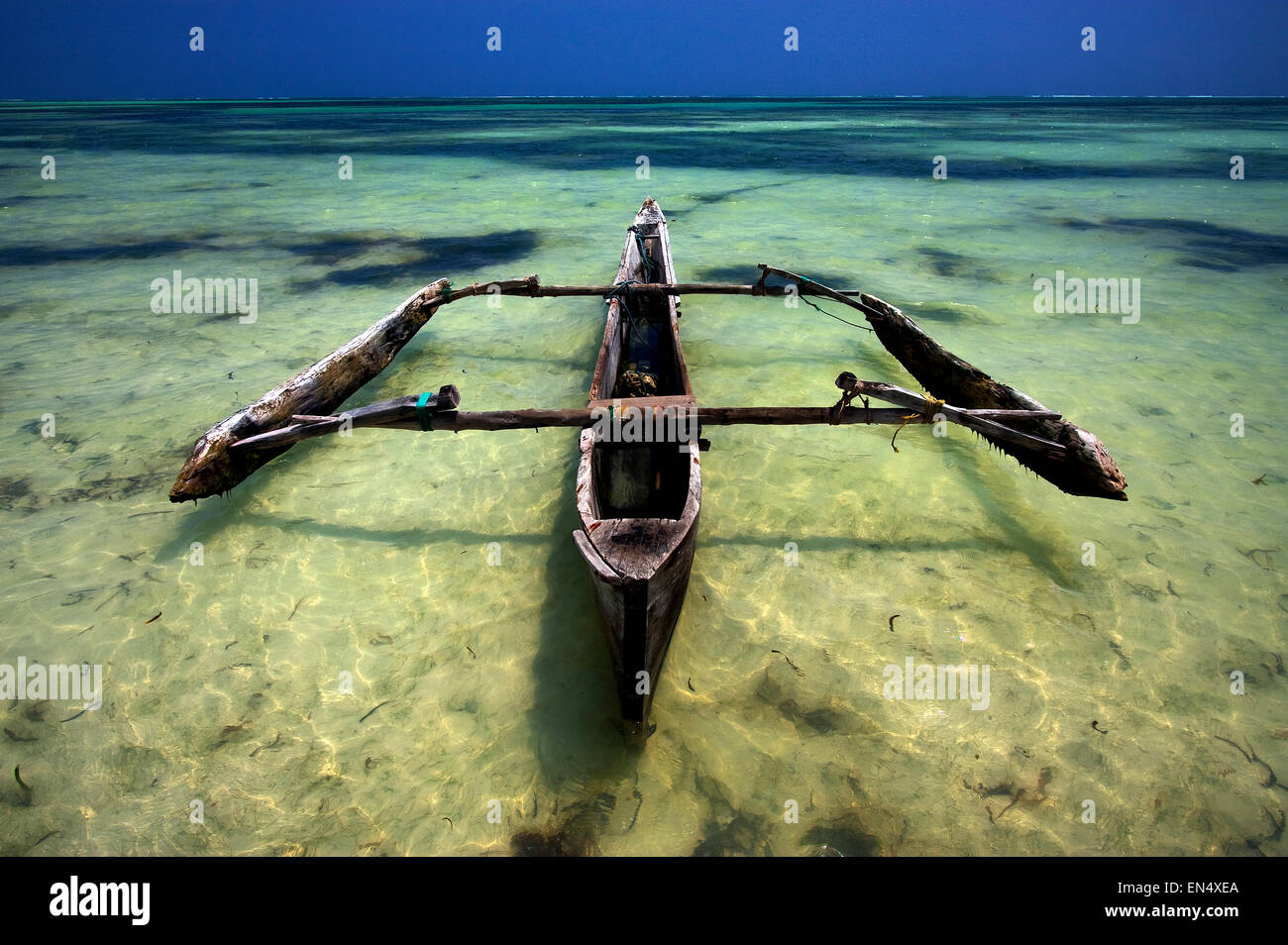 Acqua a vela hi-res stock photography and images - Alamy