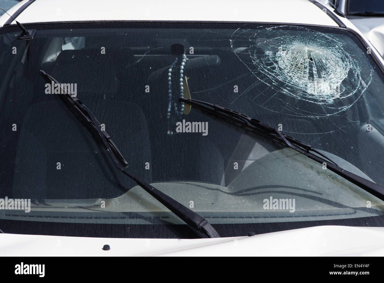 Car windscreen crash hi-res stock photography and images - Alamy