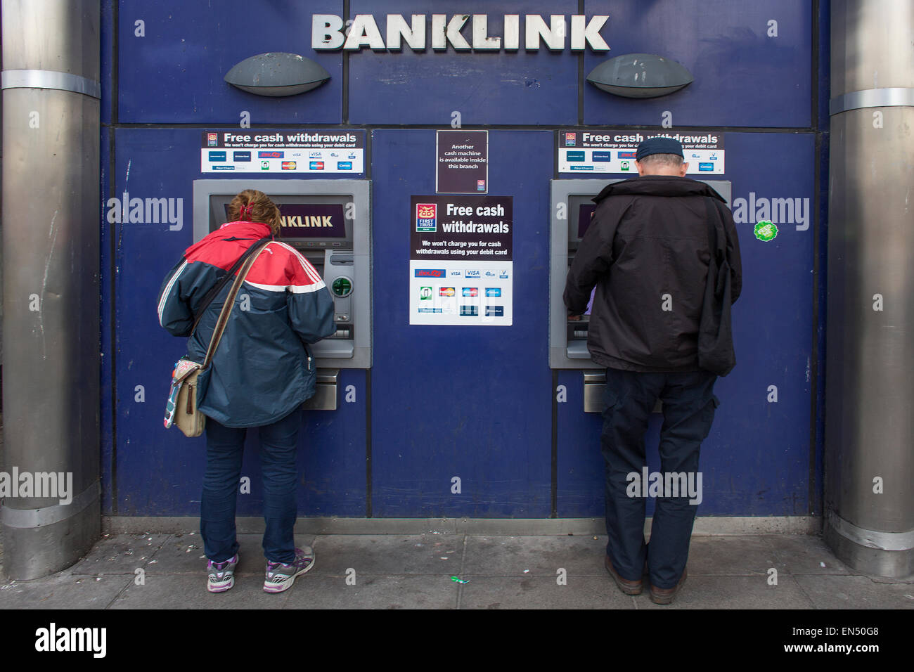 Atm banks hi-res stock photography and images - Alamy