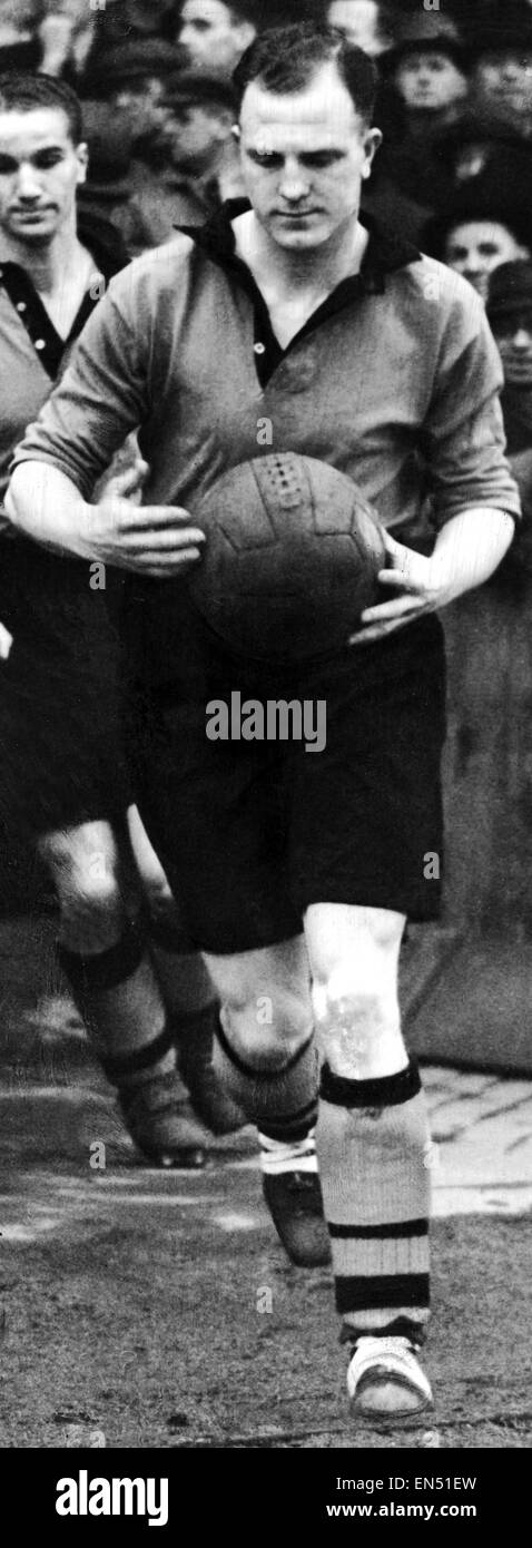 Wolverhampton Wanderers 7 vs. Everton 0. Stan Cullis runs onto the ...