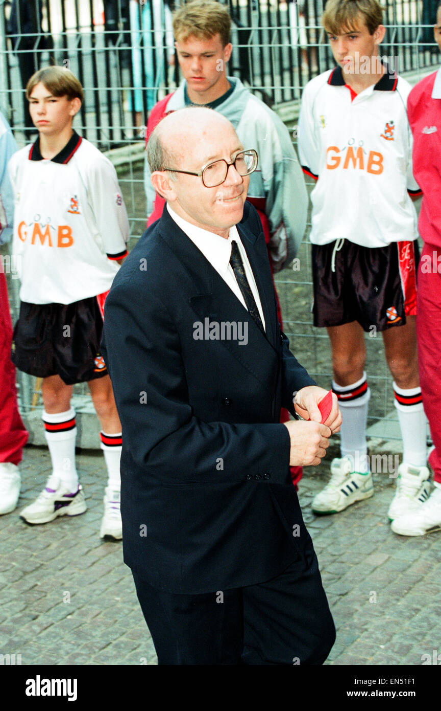 Bobby Moore tribute service at Westminster Abbey. Nobby Stiles. 28th ...