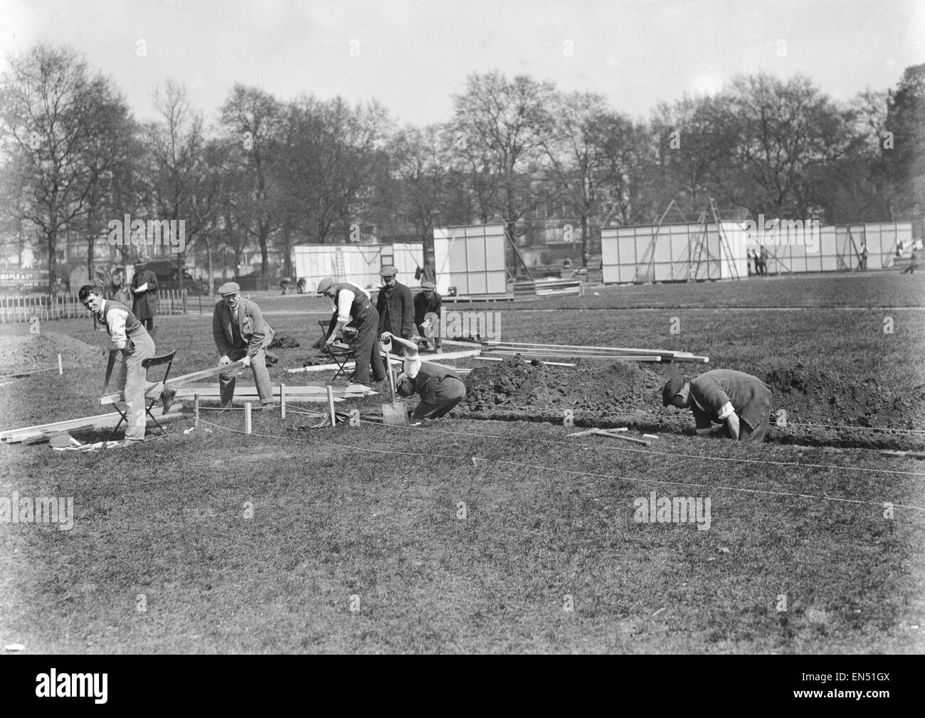 Historical digging trenches hi-res stock photography and images - Alamy