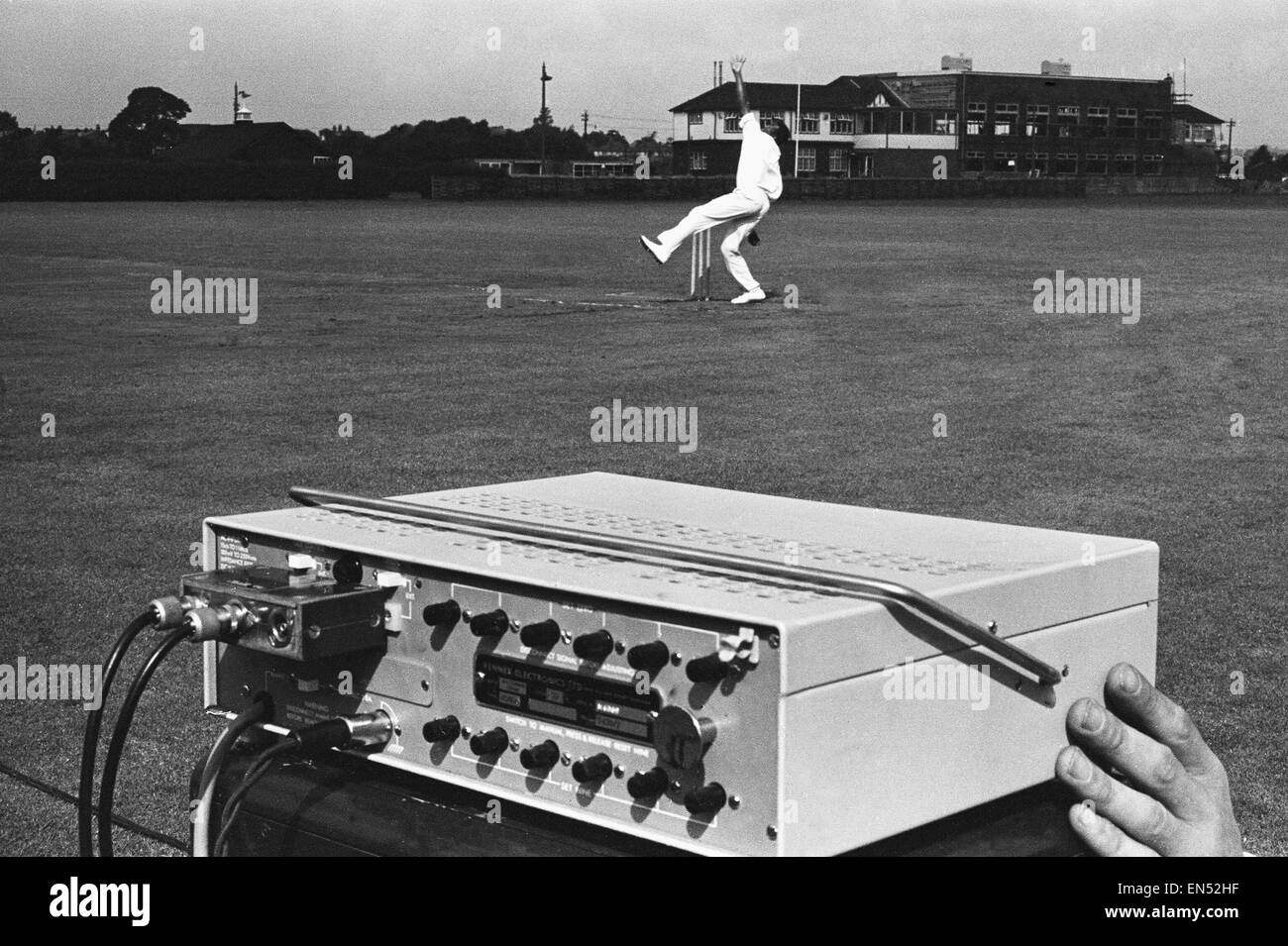 Bowling speed test using an electronic device to measure the speed ...