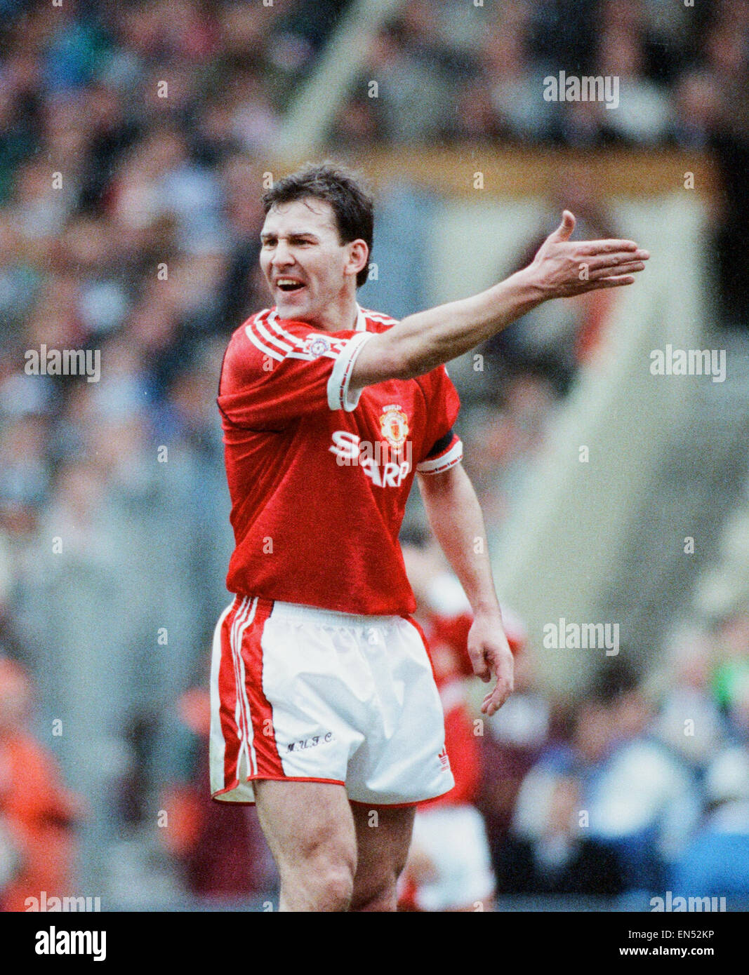 Rumbelows Cup Cup Final at Wembley Stadium. Sheffield Wednesday 1 v ...