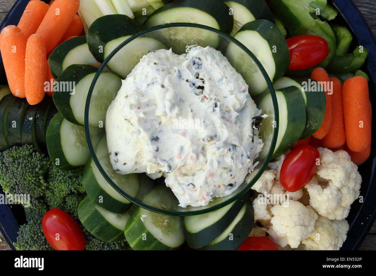 White veggie dip hi-res stock photography and images - Alamy