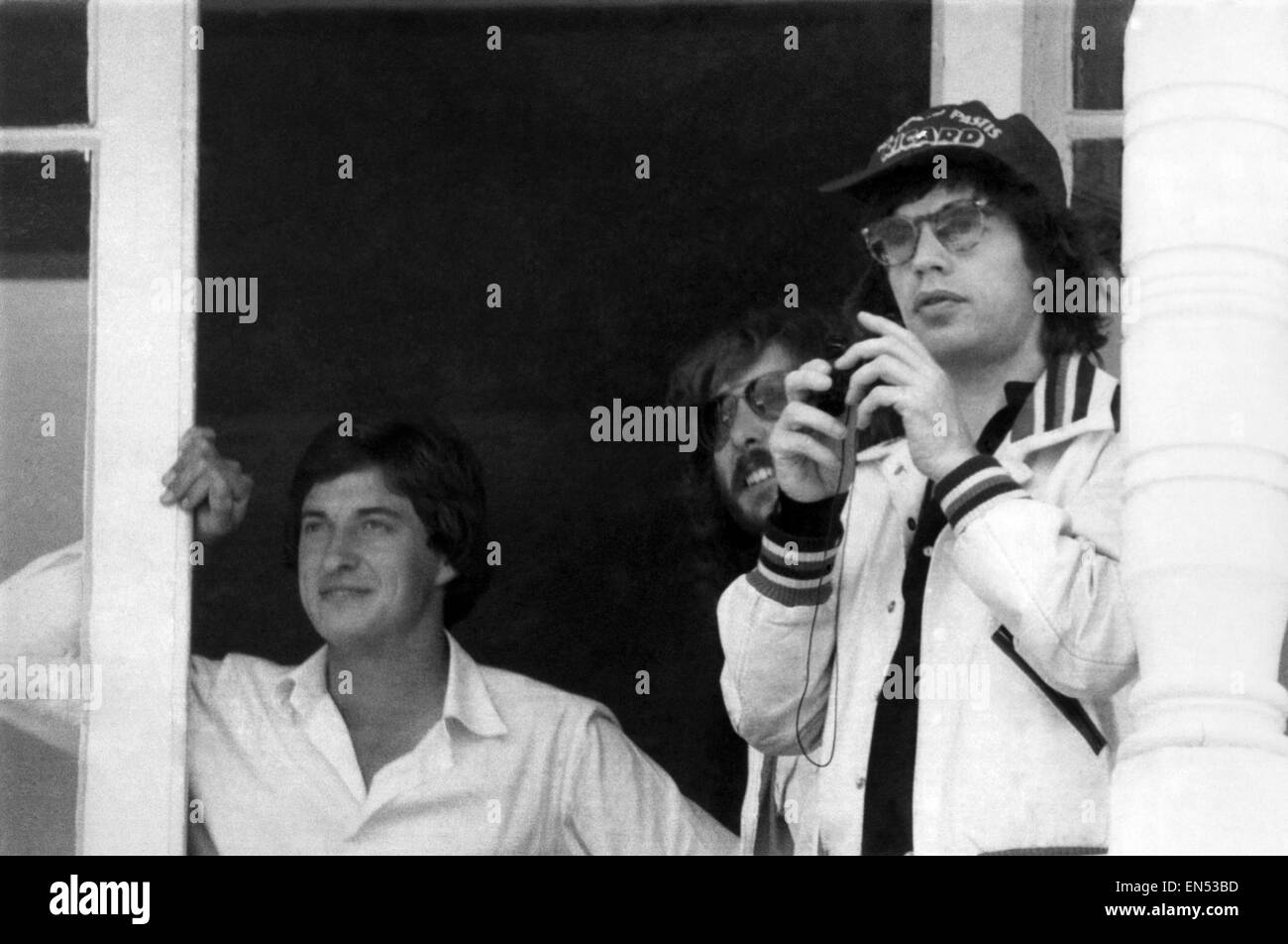 Mick jagger watching cricket match hi-res stock photography and images ...