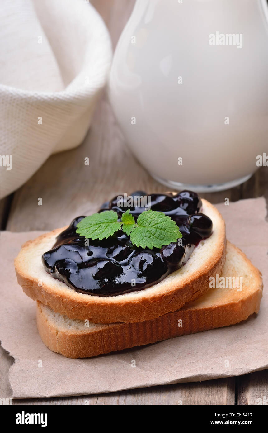 Jam on toast hi-res stock photography and images - Alamy