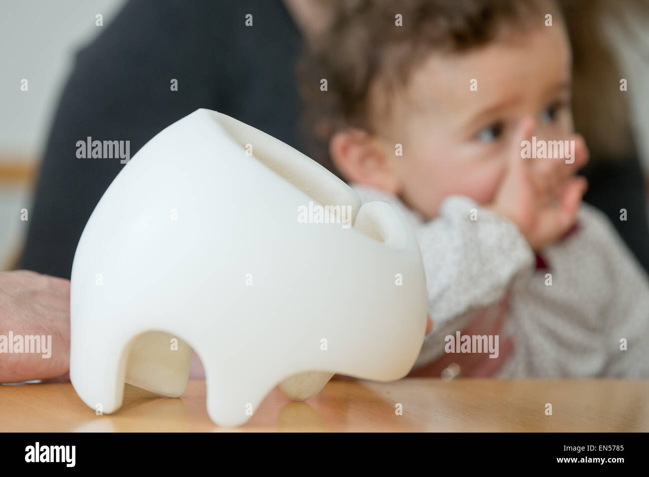 Deformed skulls hi-res stock photography and images - Alamy