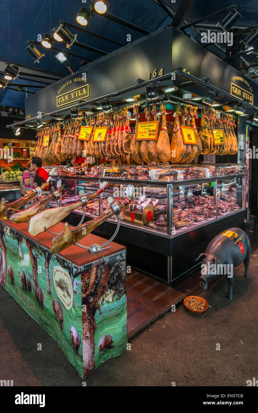 Hanging Hams Spain High Resolution Stock Photography and Images - Alamy