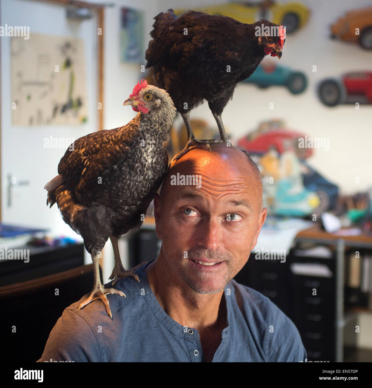 Illustrator art hi-res stock photography and images - Alamy