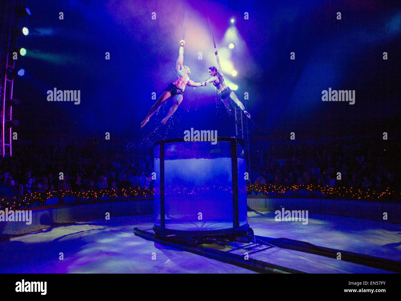 Performance of acts in Dutch circus Renz Stock Photo - Alamy