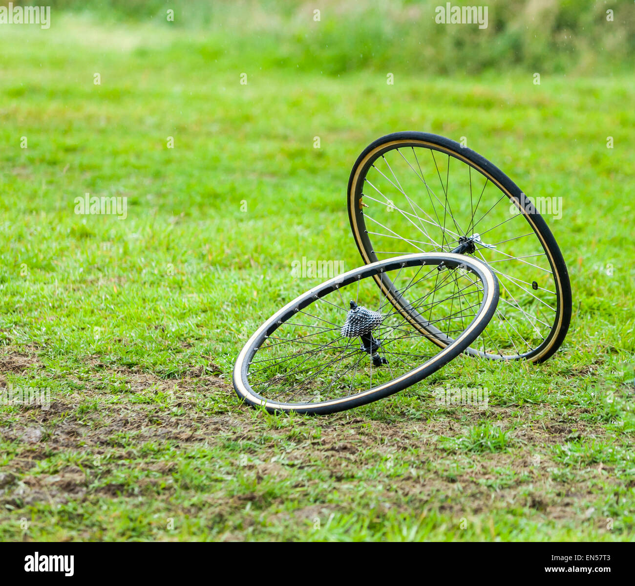 Cycling pair hi-res stock photography and images - Alamy