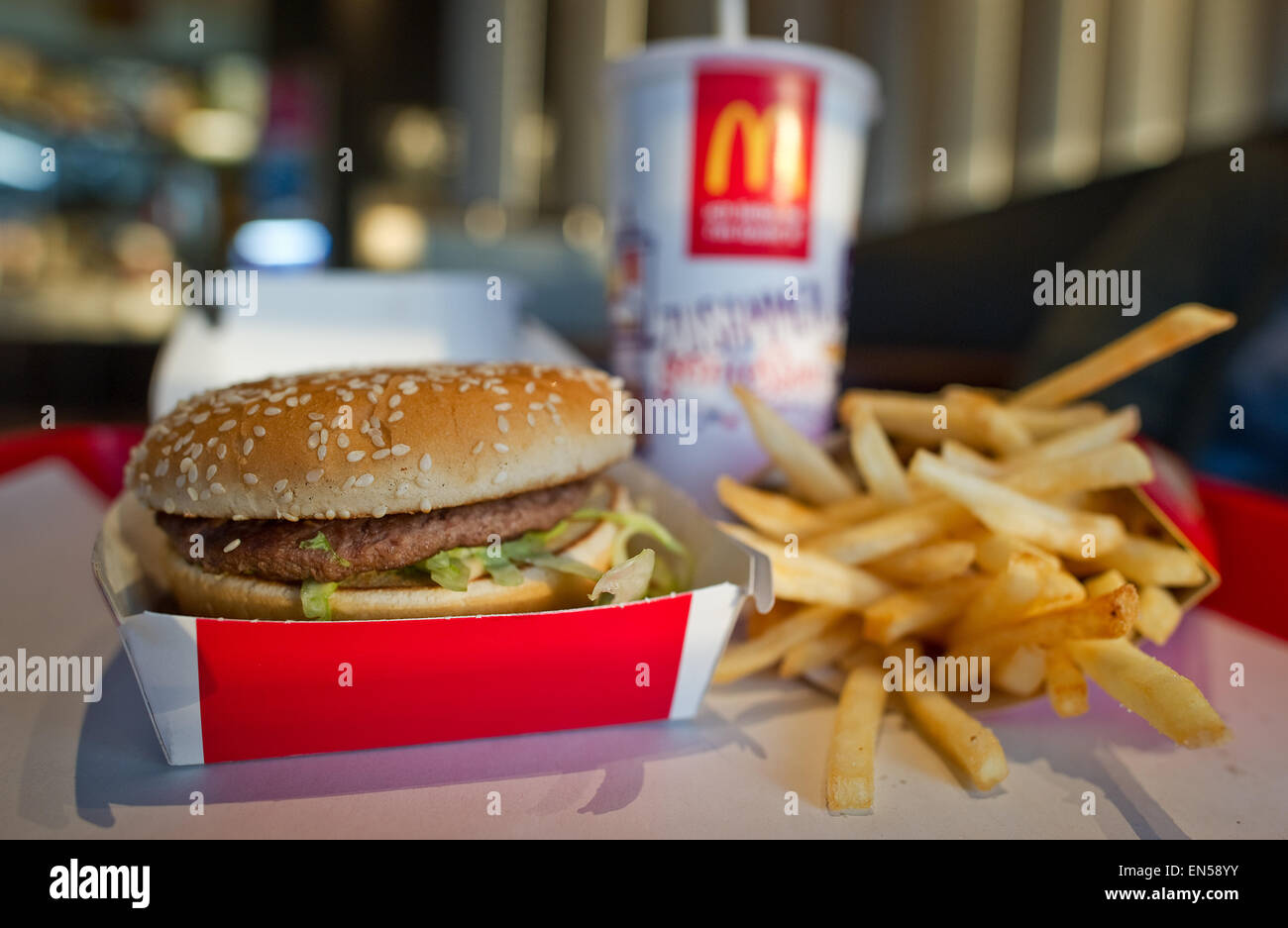 ILLUSTRATION - A large portion of French fries, a classic Big Mac ...