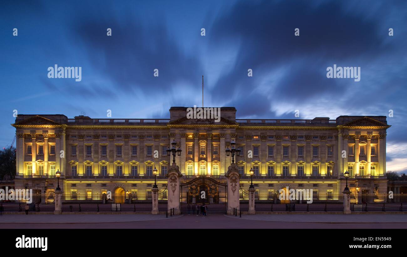Buckingham Palace At Night