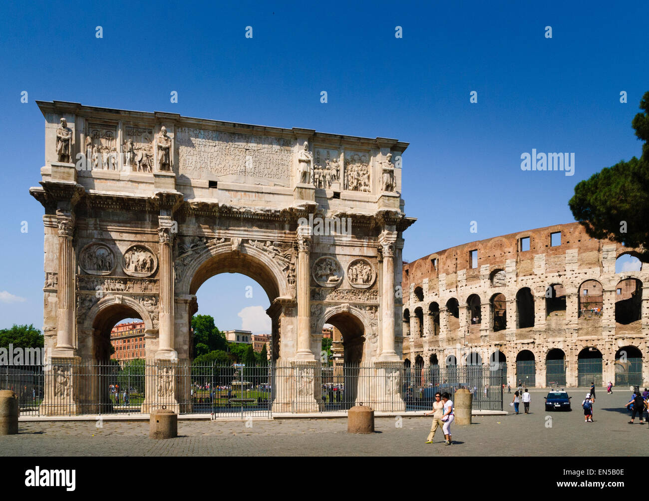 Arch of Constantine by the colosseum Rome Stock Photo - Alamy
