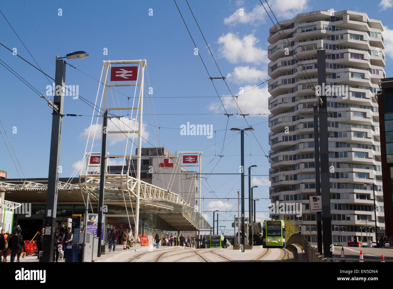 East Croydon Station with trams Stock Photo - Alamy
