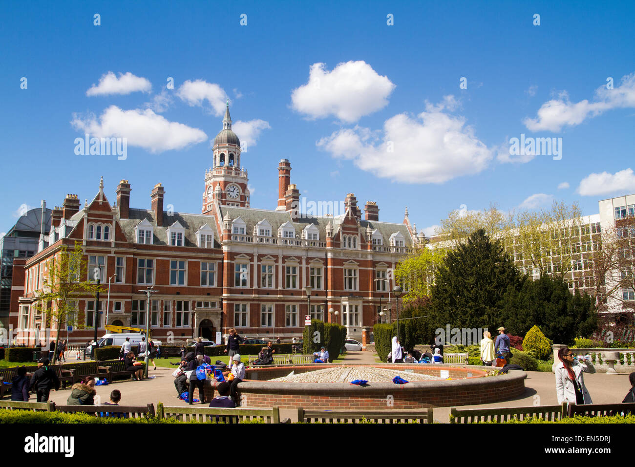 Croydon town hall hi-res stock photography and images - Alamy
