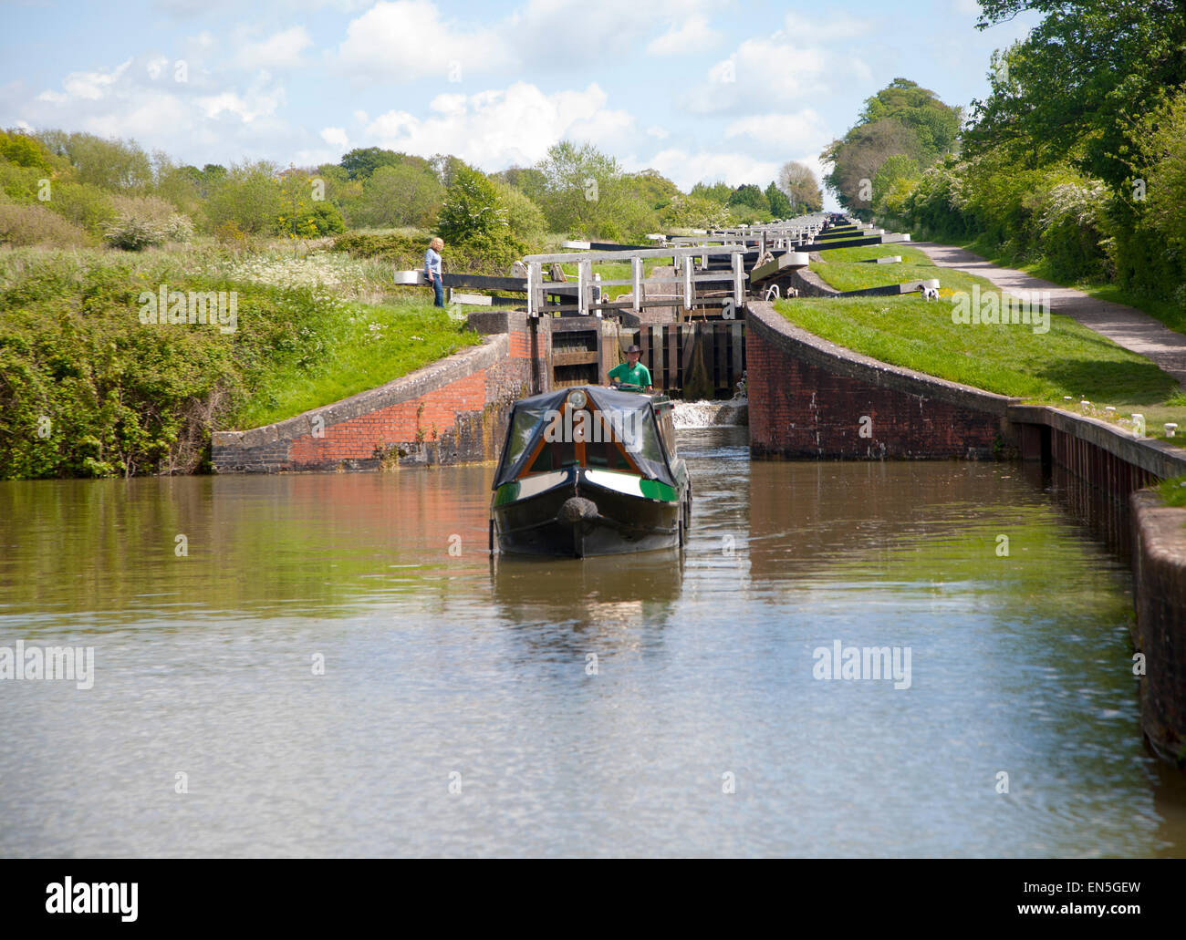 Caen Hill flight of locks on the Kennet and Avon canal Devizes ...