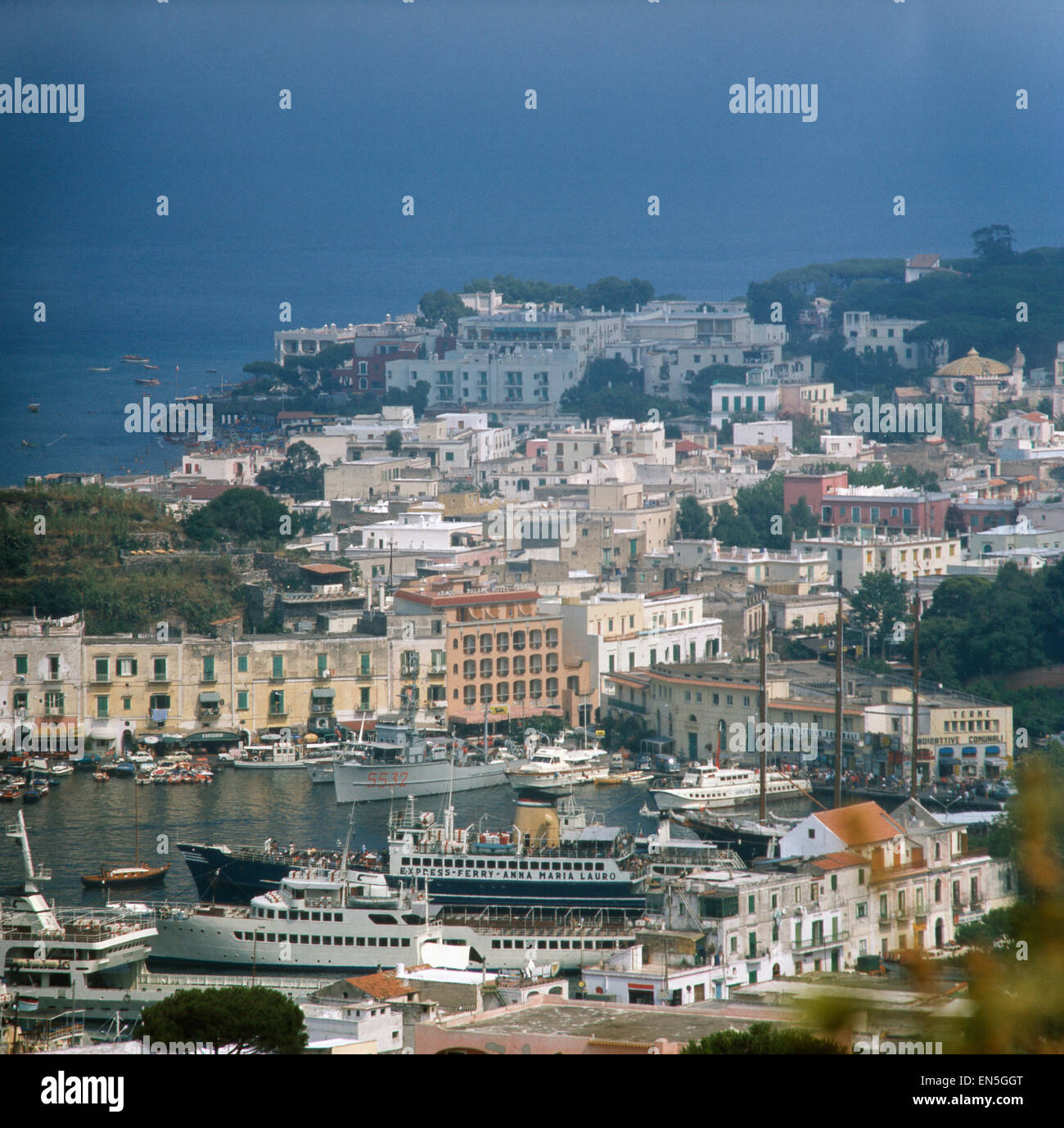 Ischia hafen ischia harbour hi-res stock photography and images - Alamy