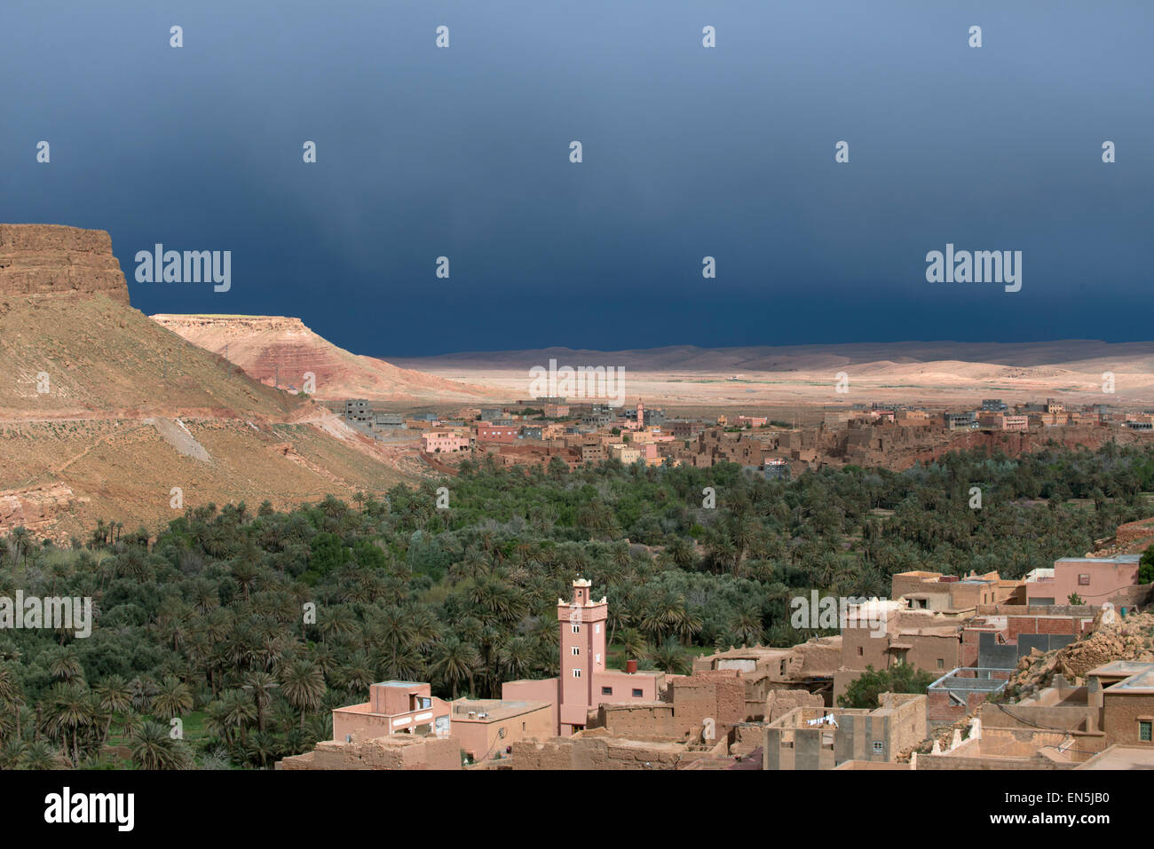 Tinghir, Moroco. Atlas Mountains Stock Photo - Alamy
