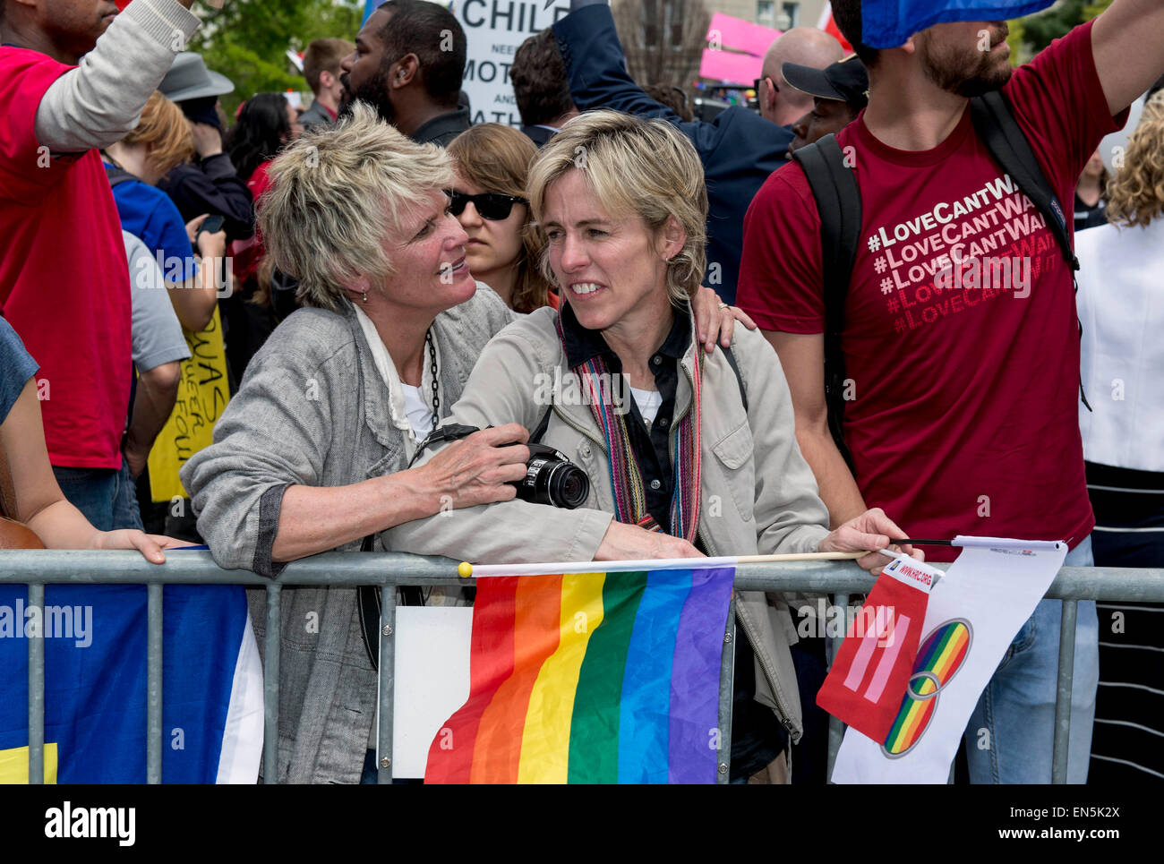 Washington Dc Usa 28th Apr 2015 Genie Kilpatrick Left And Sheri