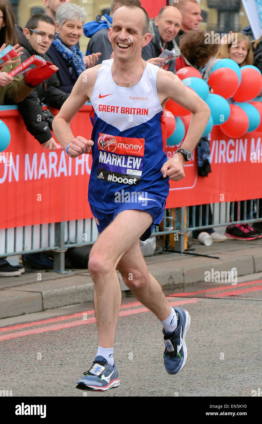 Leigh Marklew running the London Marathon 2015 Stock Photo - Alamy