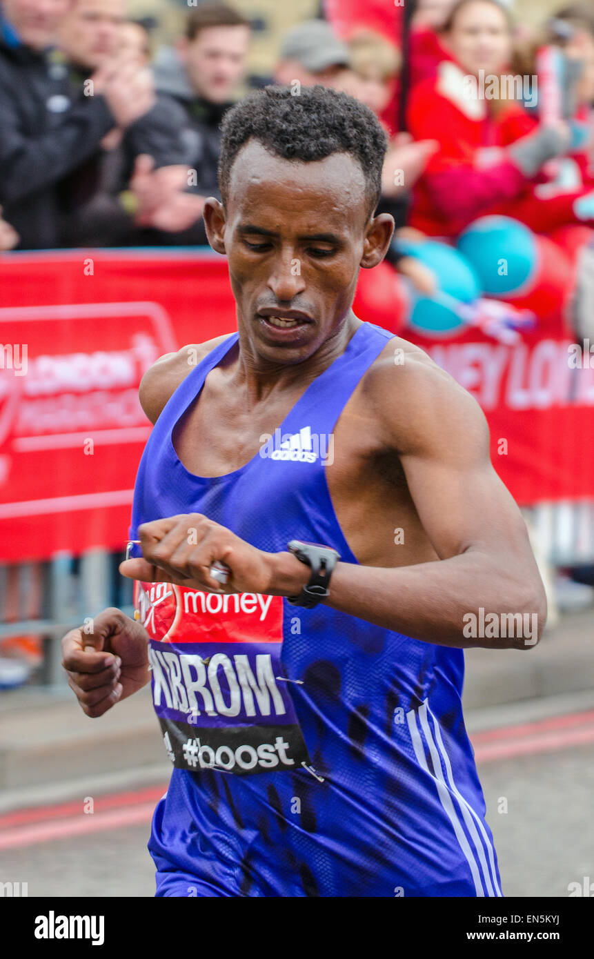 Ghebre Kibrom at London Marathon 2015 Stock Photo - Alamy