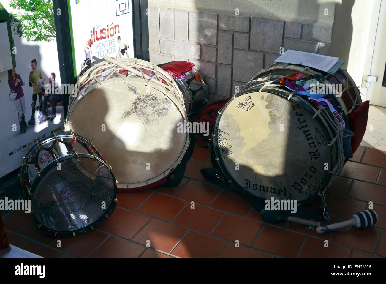 Tambora drum hi-res stock photography and images - Alamy