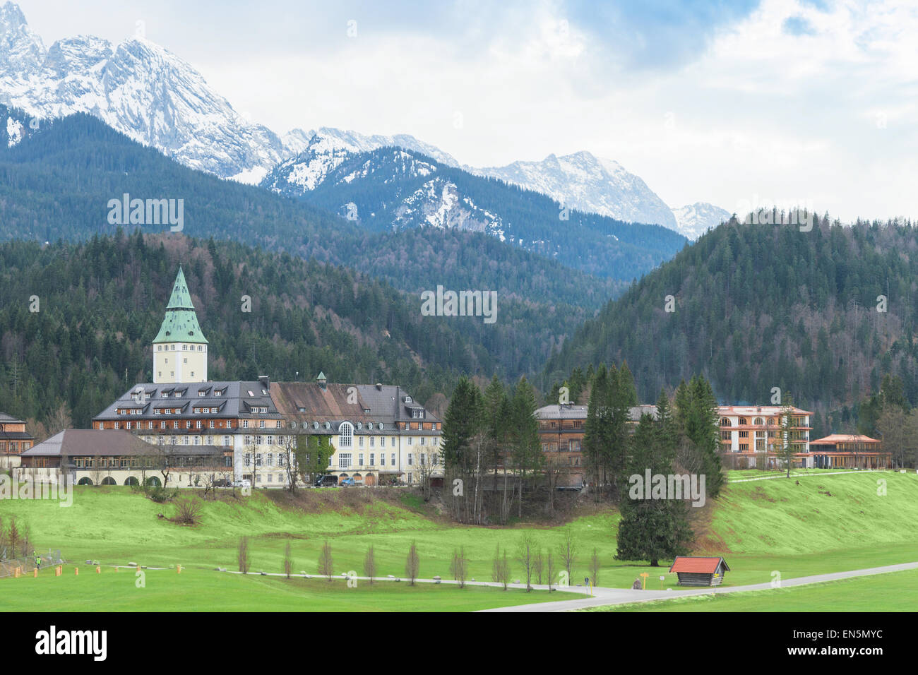 Schloss elmau hi-res stock photography and images - Alamy