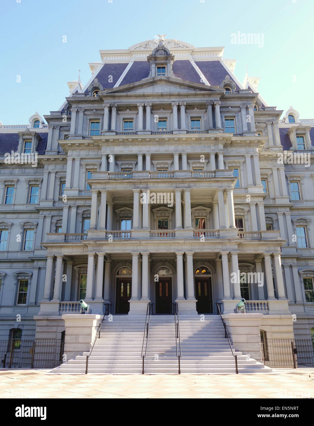 Eisenhower executive office building hi-res stock photography and ...