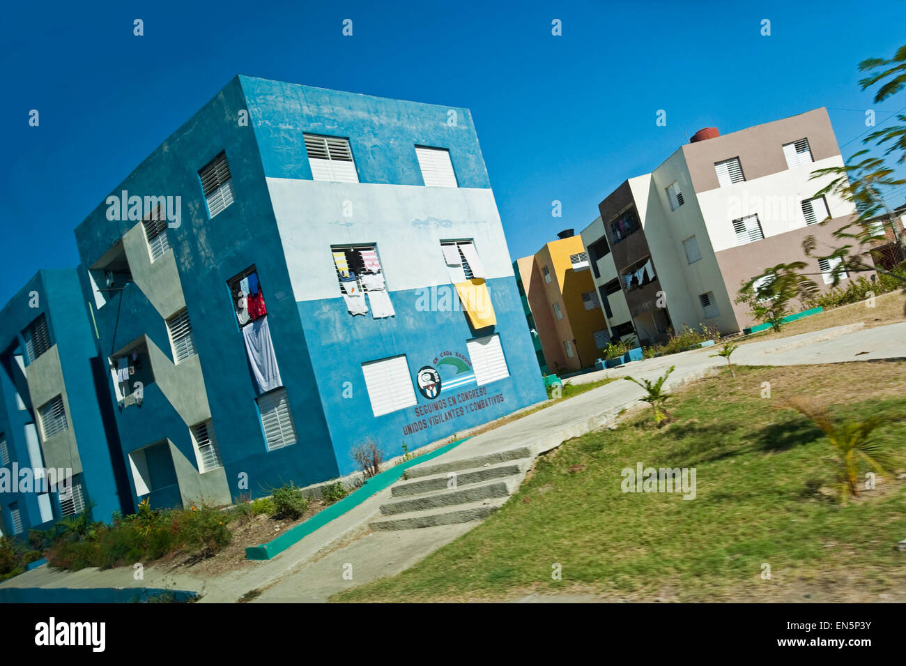 Original housing cuba hi-res stock photography and images - Alamy
