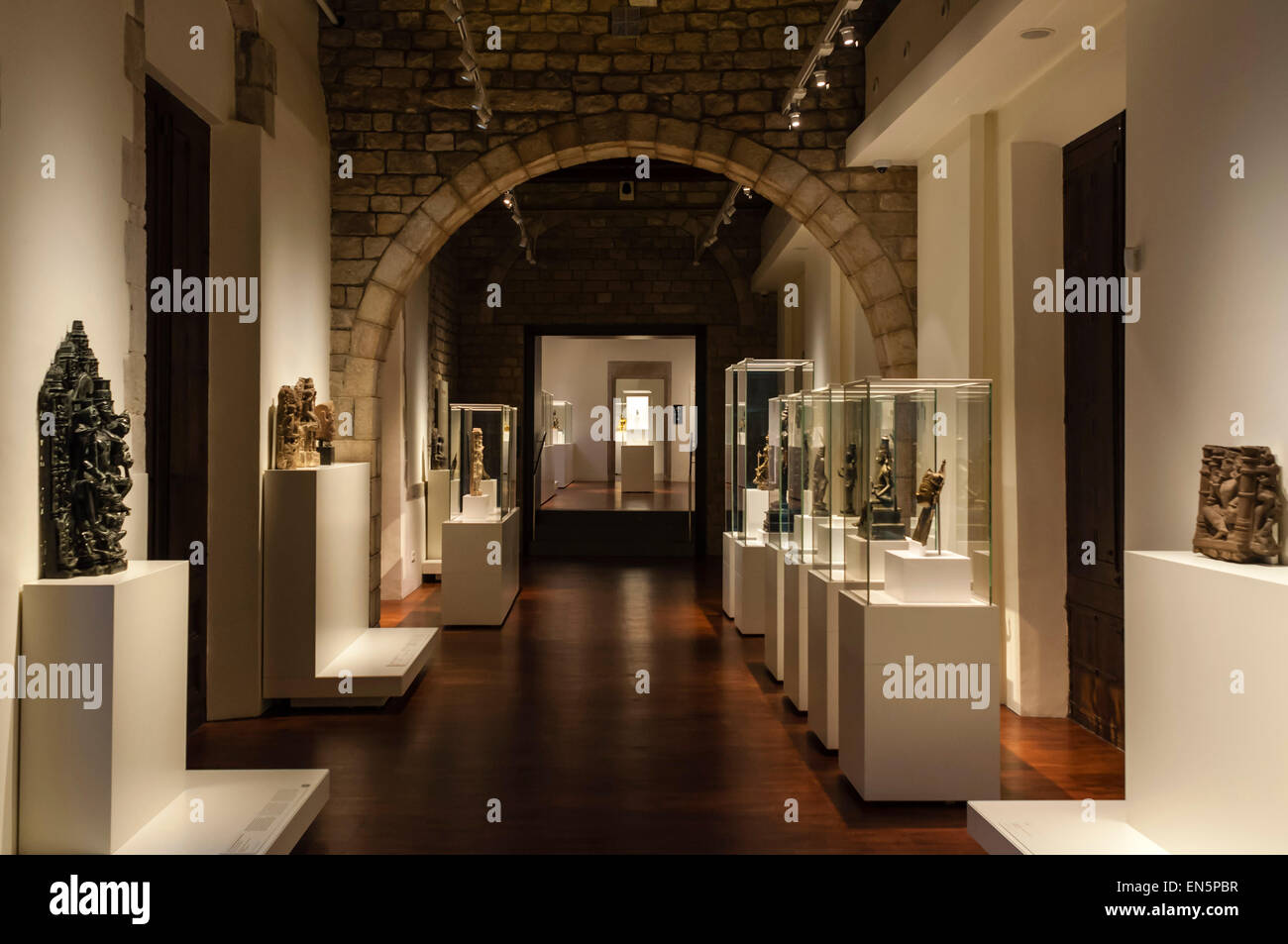 Ethnological and World Cultures Museum, Museu Etnològic i de Cultures ...