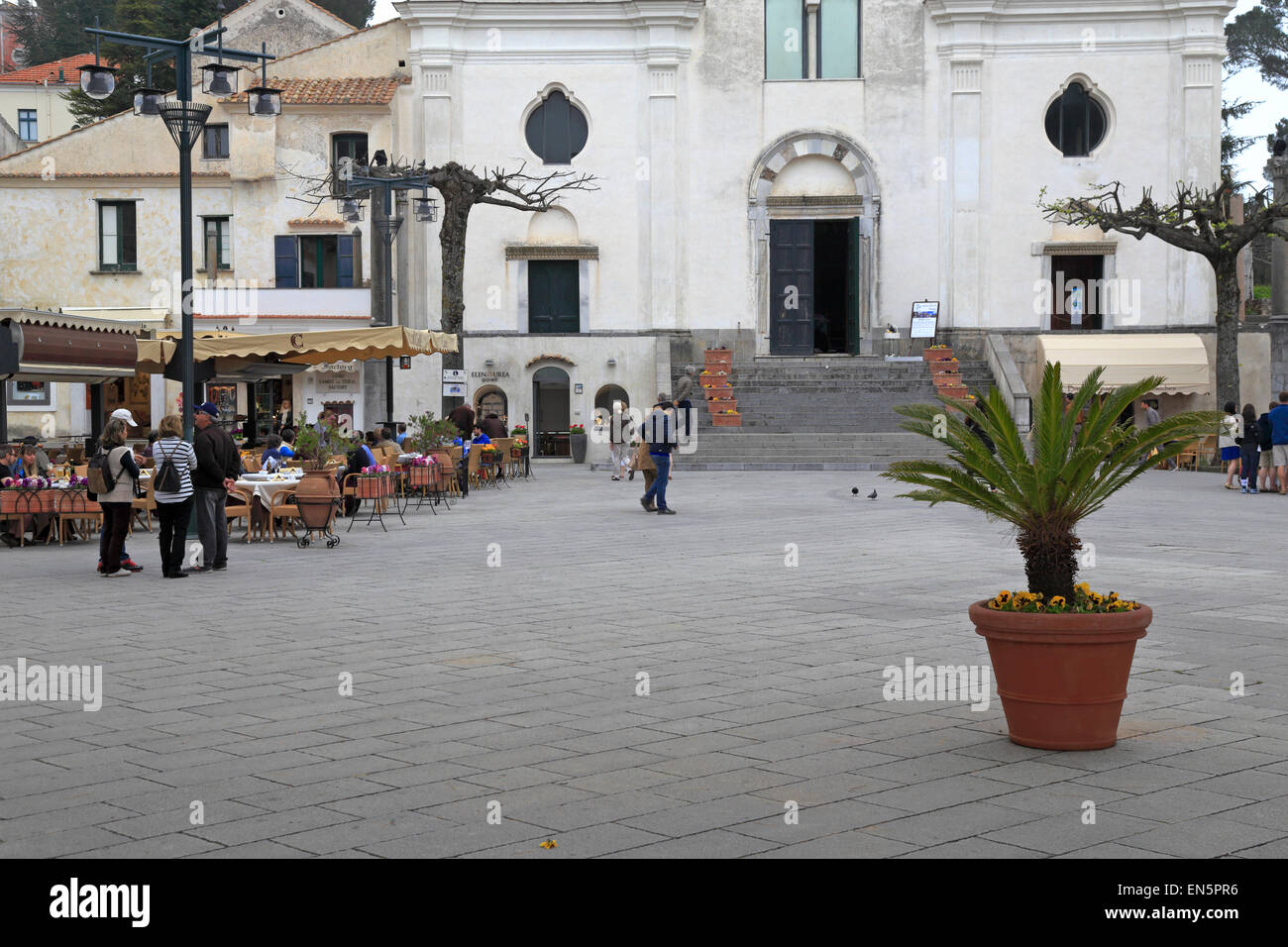 Duomo of ravello hi-res stock photography and images - Alamy