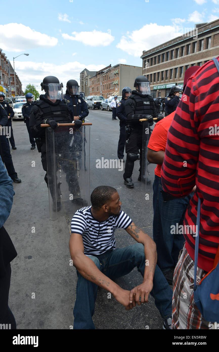 Baltimore riot police hi-res stock photography and images - Alamy