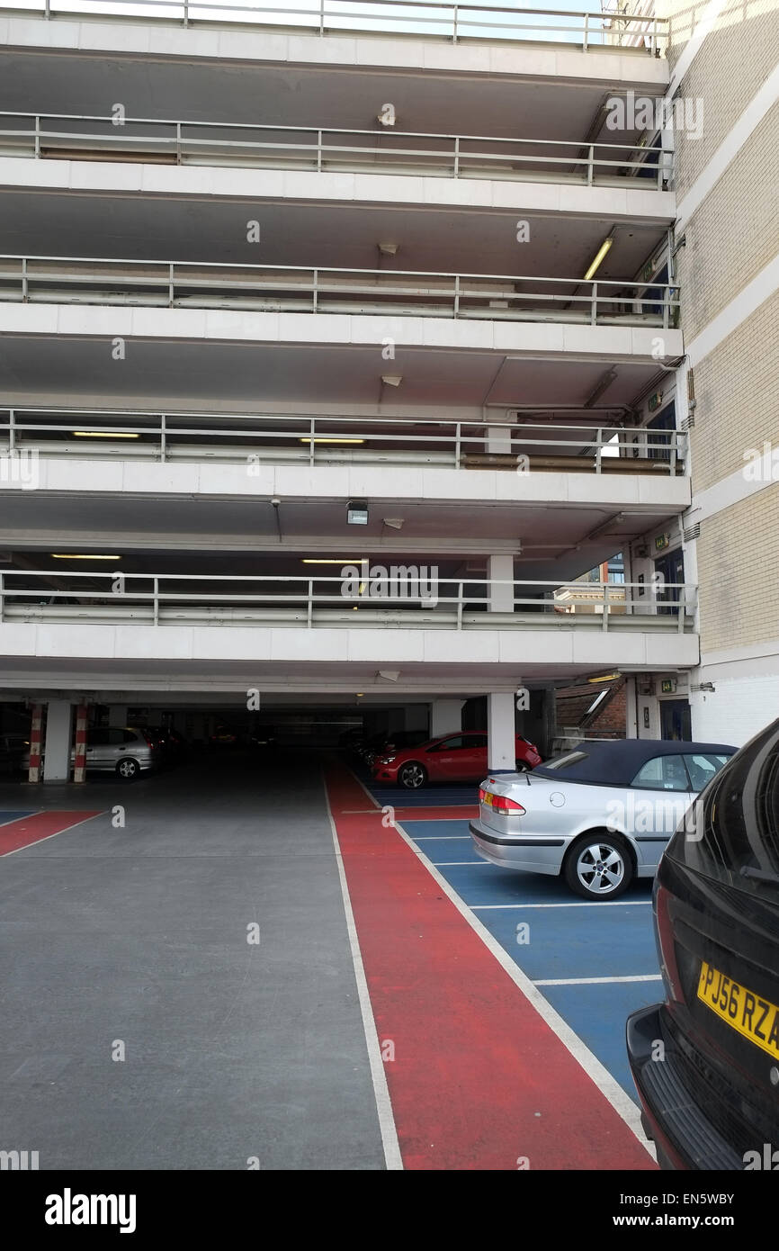 Multi Storey Car Park Multi Storey High Levels Stock Photos & Multi ...